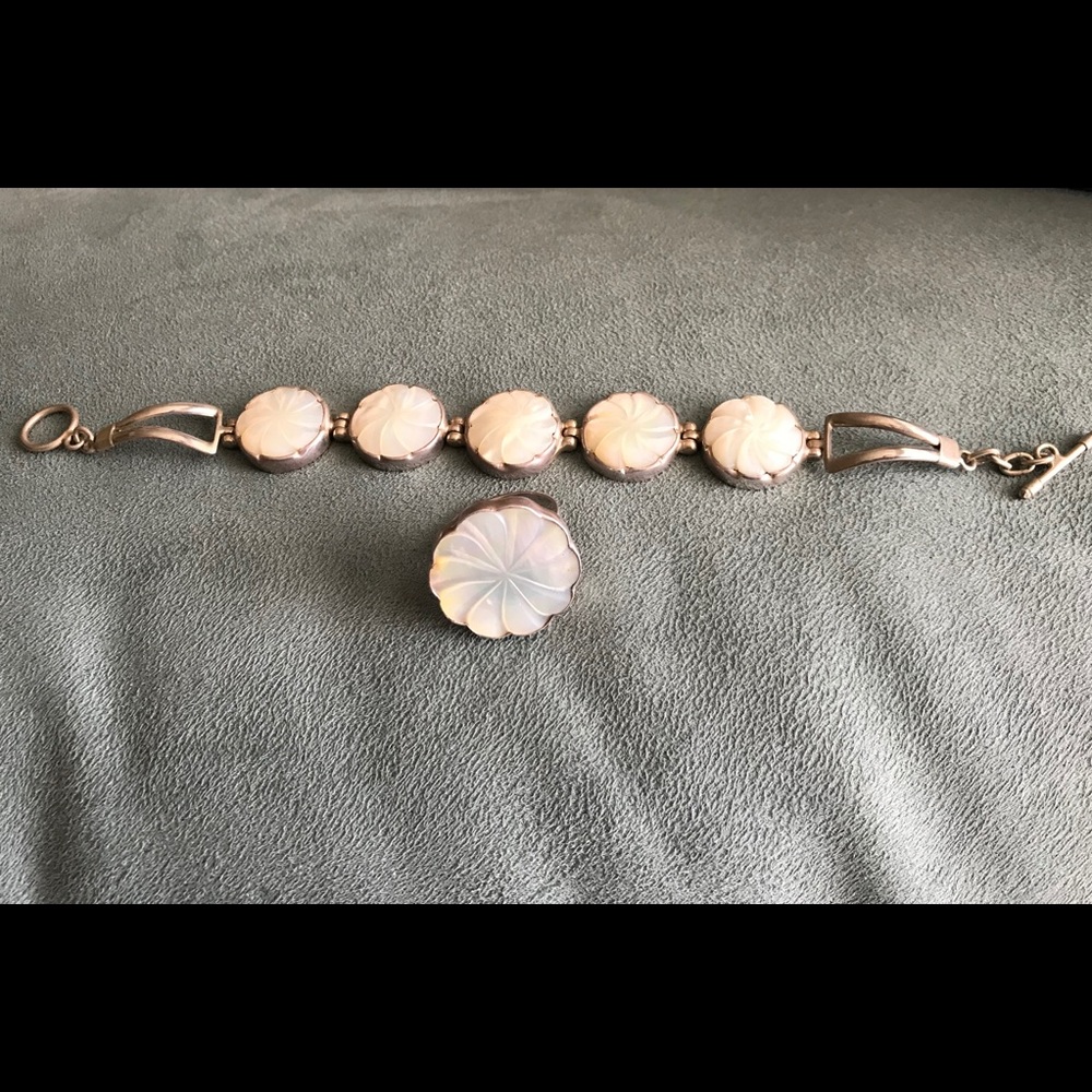 Silver Bracelet & Ring With Carved Shell - Gem